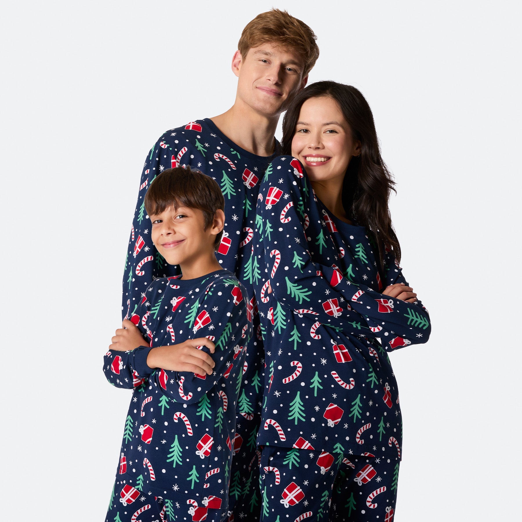 Julemønster Blå Julepyjamasser Familie – SillySanta.dk
